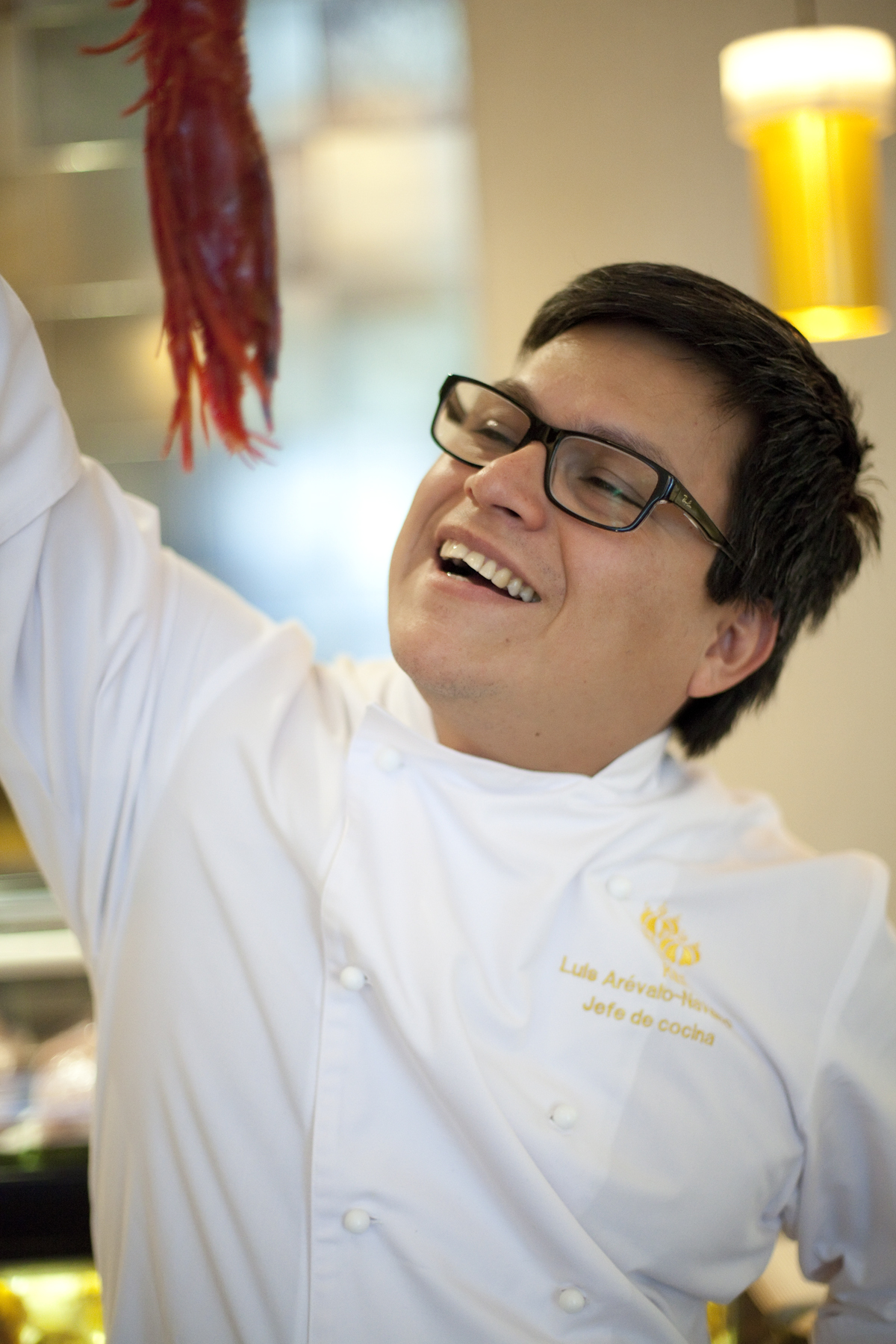 Restaurante Nikkei 225 junto a su chef Luis Arévalo y algunos bloguers amigos de la cocina ...